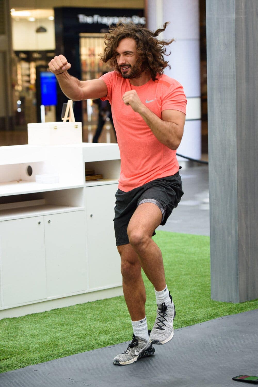 The Reason Why Everyone Love's Joe Wicks’ PE - Sustain Health Magazine