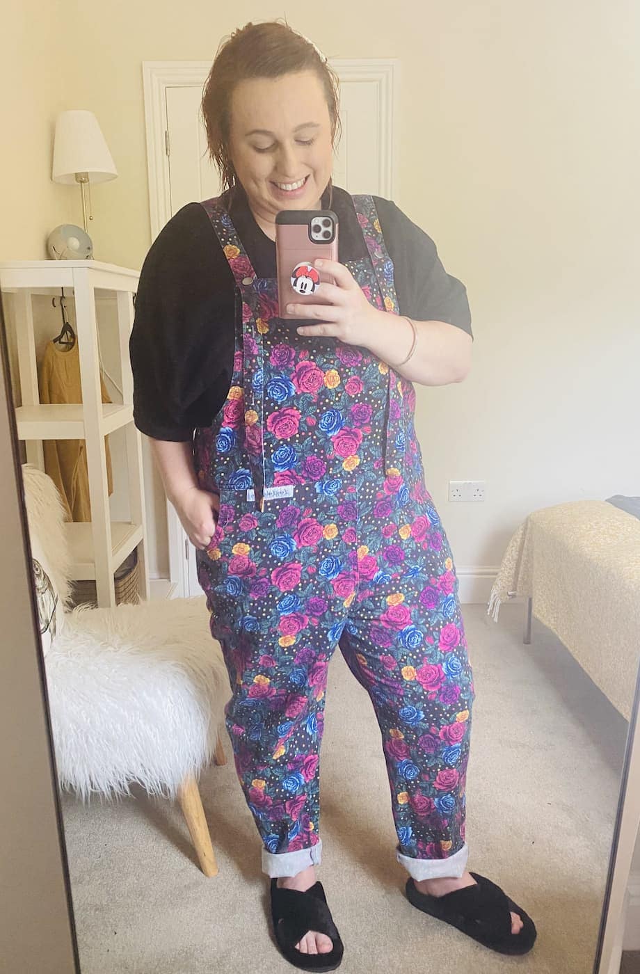 PT Who Had To Give Up Job After Spinal Injury Creates Best-Selling ...