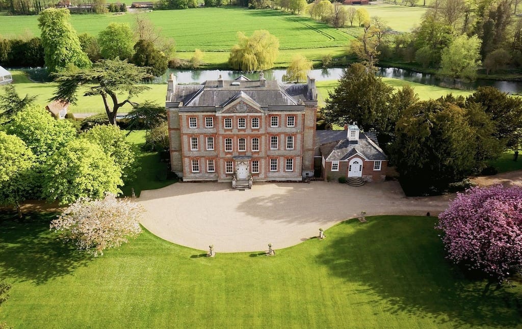 British Manor Houses For A Dream Bridgerton-Inspired Staycation ...