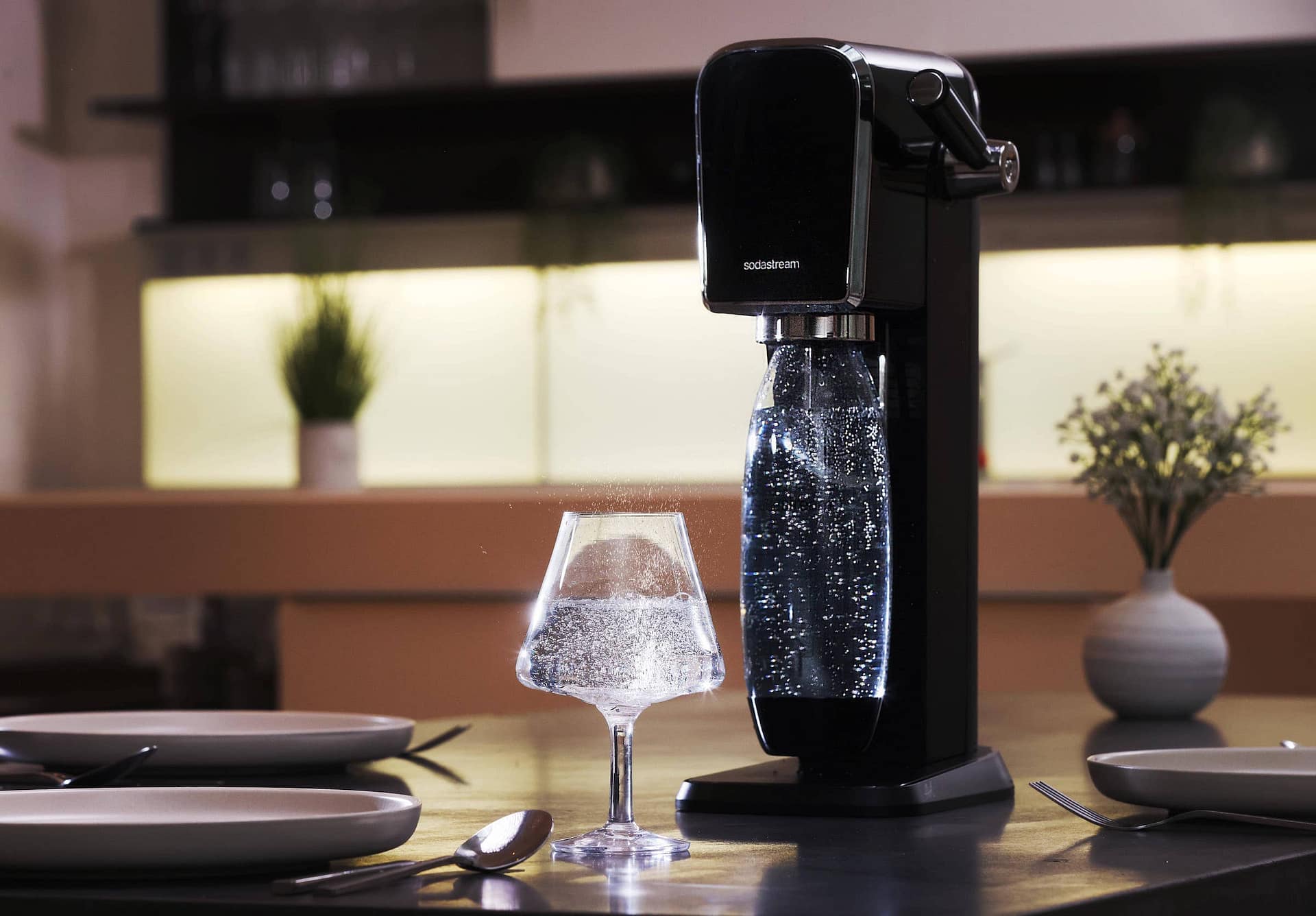 Sodastream Creates The World’s Ultimate Sparkling Water Glass - Sustain ...